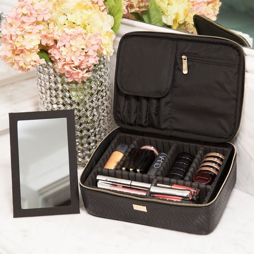 THE ULTIMATE CUSTOMIZABLE COSMETIC CASE – Marcy McKenna